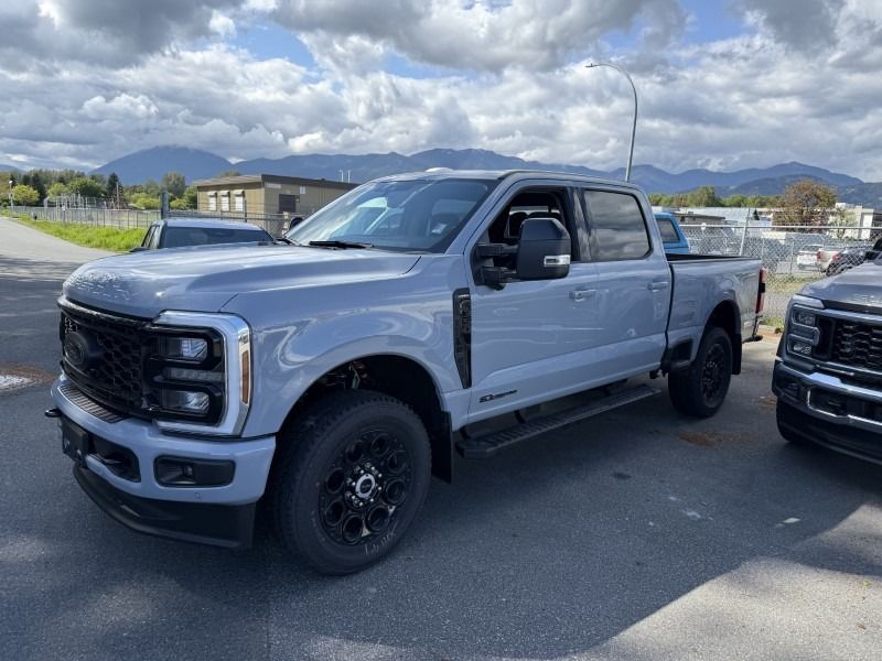 2025 Ford Super Duty F-350 LARIAT - New | Chilliwack Ford