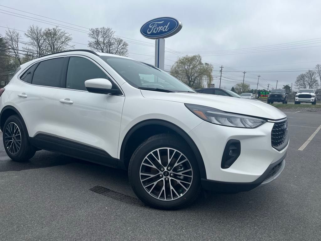 2025 Ford Escape Plug-In Hybrid - New | Downey Ford Saint John