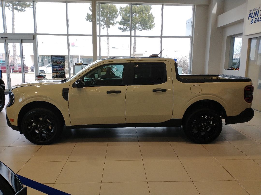 2025 Ford Maverick XLT - New | Erinwood Ford