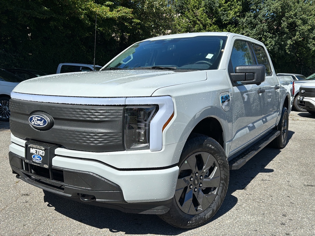 New 2024 Ford F-150 Lightning XLT #24F17832 Port Coquitlam, BC | Metro ...
