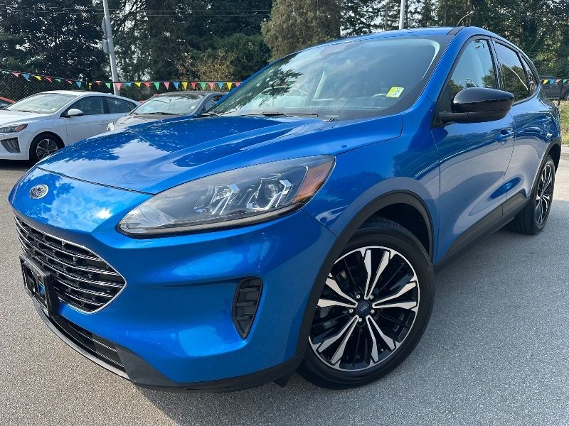 2021 Ford Escape SE - Used | Metro Motors Ltd. (Ford)