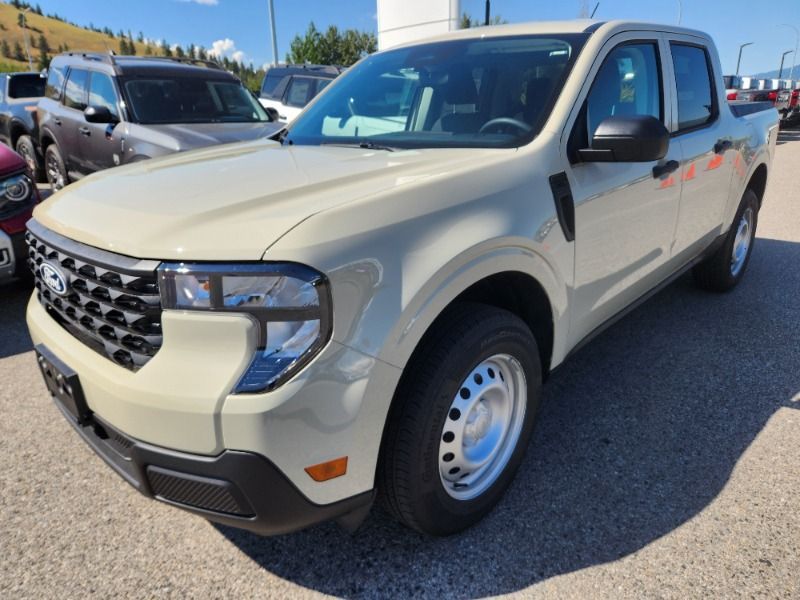 New 2025 Ford Maverick XL #250753 Kelowna, BC | Orchard Ford