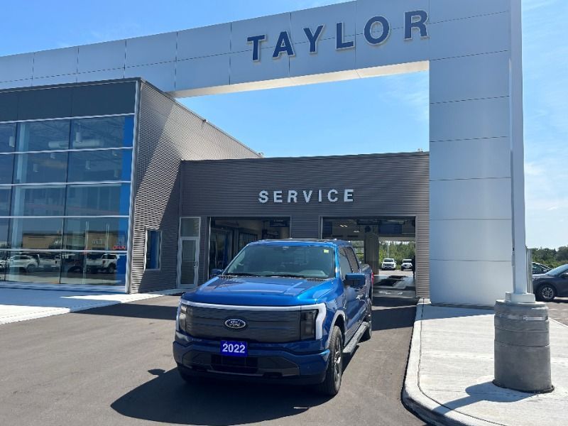 Used 2022 Ford F-150 Lightning LARIAT #U23001 Port Perry, ON | Taylor Ford